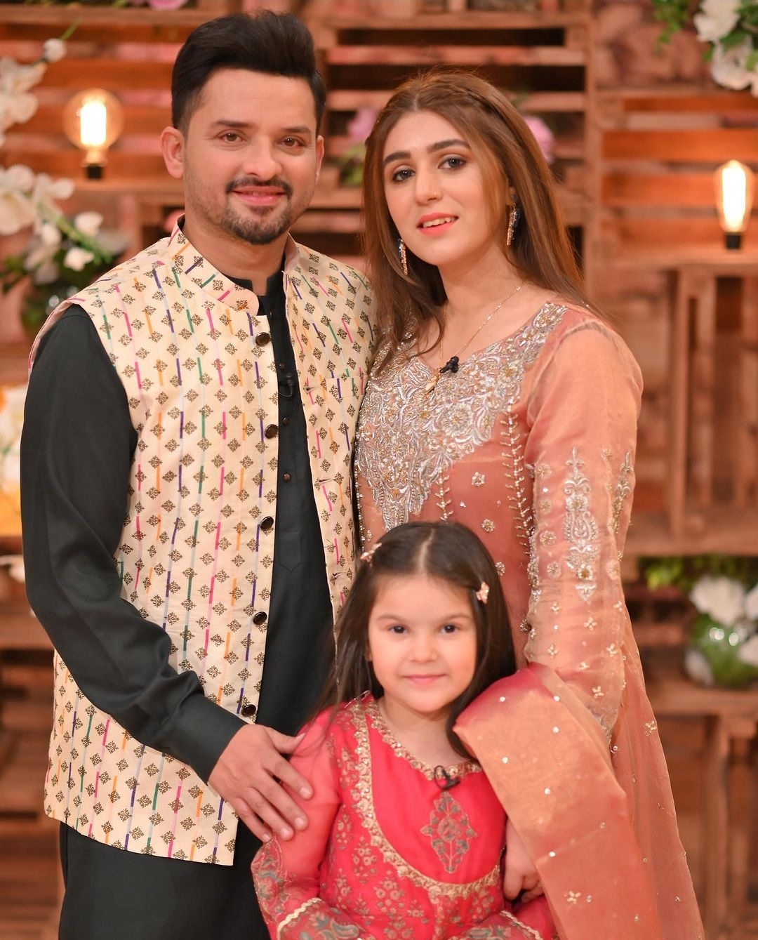 Noman Habib Daughter Ayesha's Birthday Pictures | Reviewit.pk
