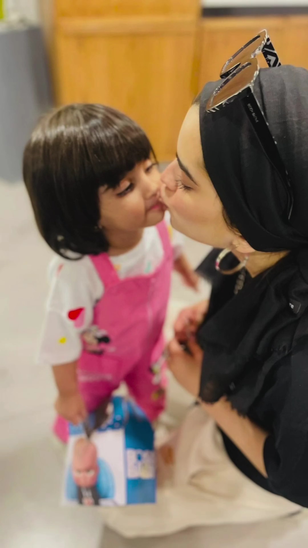 Syeda Aliza Sultan Family Pictures From A Wedding | Reviewit.pk