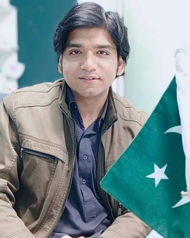 Dr. Affan Qaiser Justifies Wife's Vlogging After Criticizing Sistrology ...