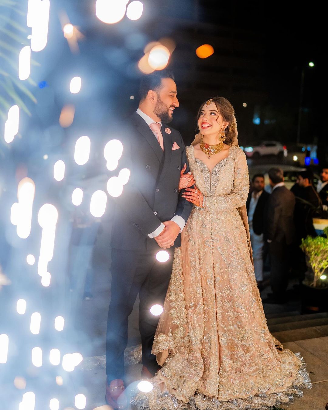 Arisha Razi Khan And Abdullah Farrukh HD Walima Pictures | Reviewit.pk