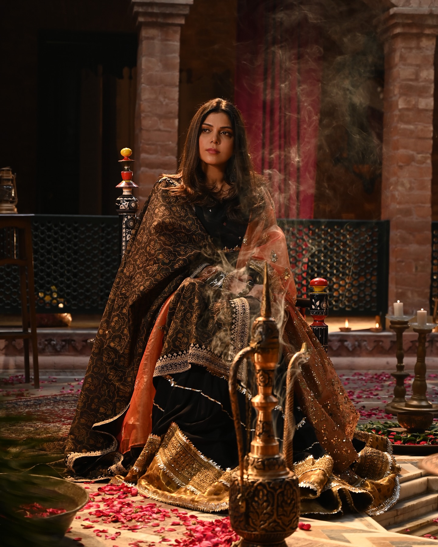 Hadiqa Kiani Remembers Her Late Mother On Her Birthday | Reviewit.pk