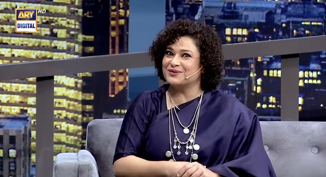 Sania Saeed Has An Advice For Drama Makers | Reviewit.pk