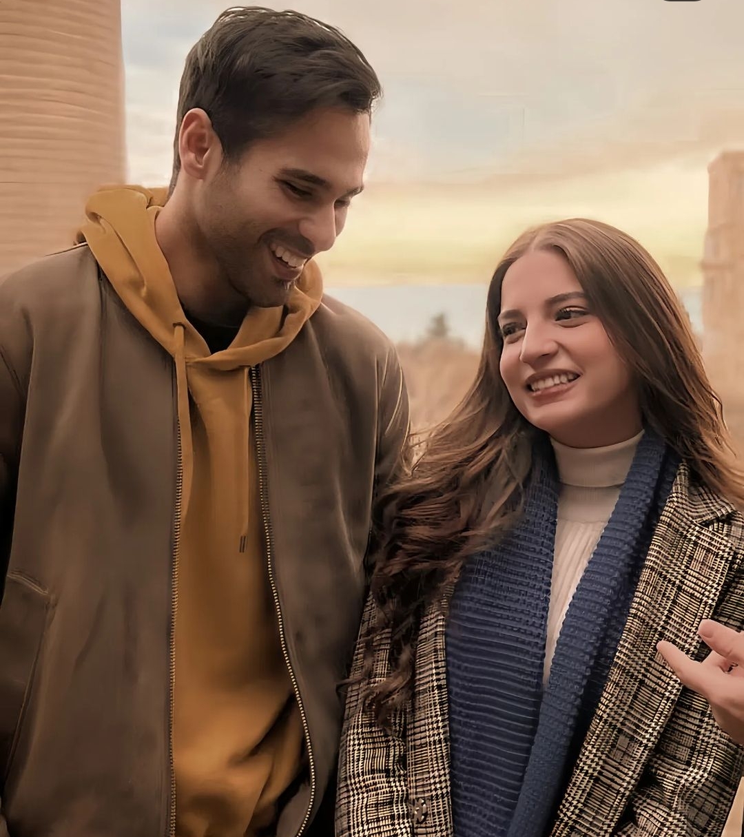 Dananeer Mobeen's Ramadan Drama Very Filmy Bts Pictures | Reviewit.pk