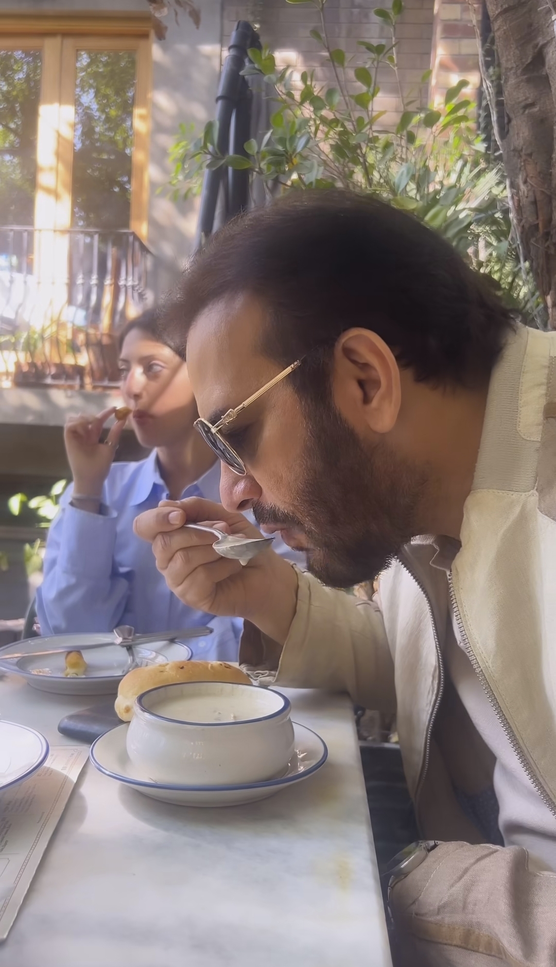 Saleem Sheikh Birthday Celebrations With Family | Reviewit.pk