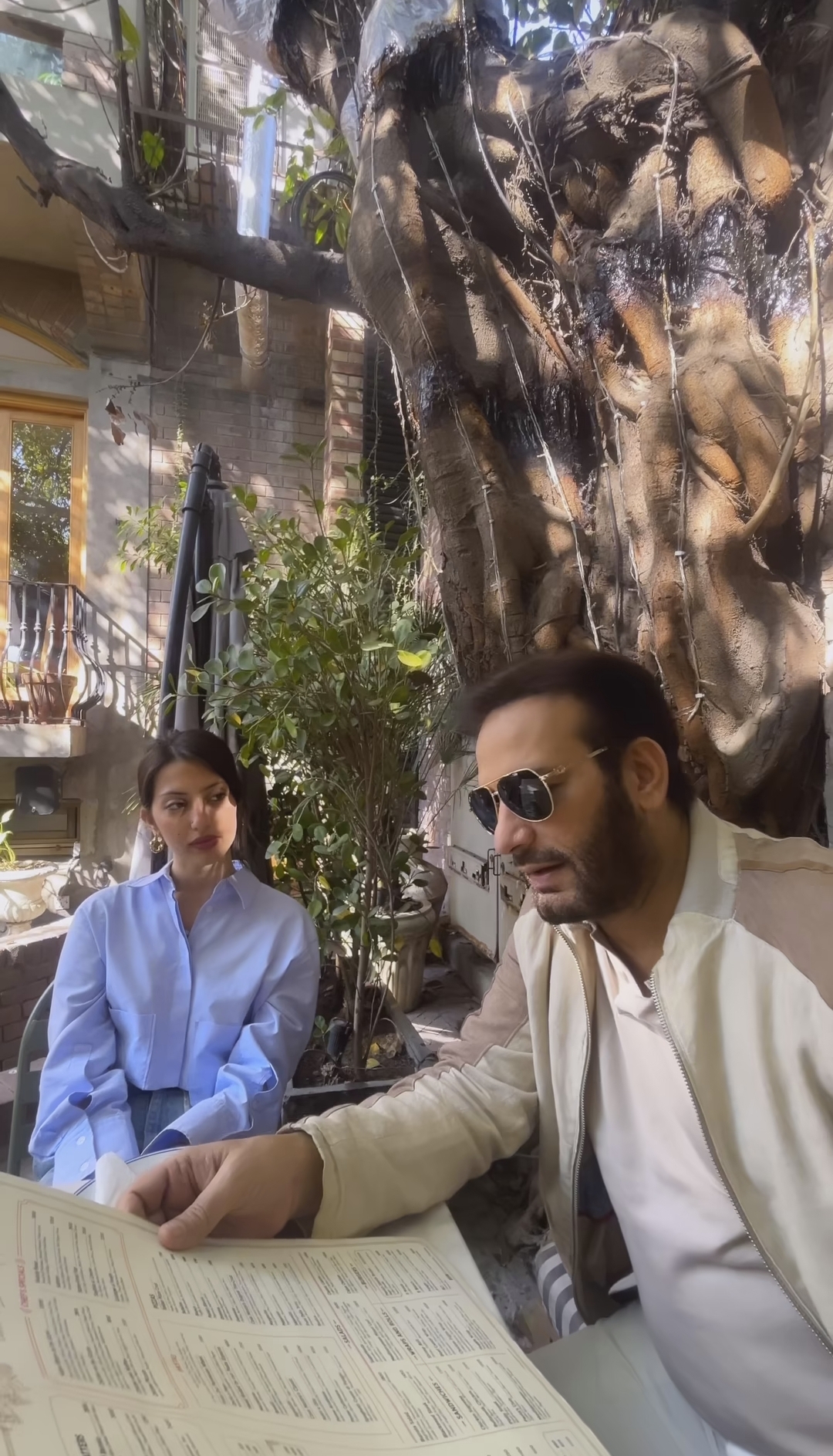 Saleem Sheikh Birthday Celebrations With Family | Reviewit.pk