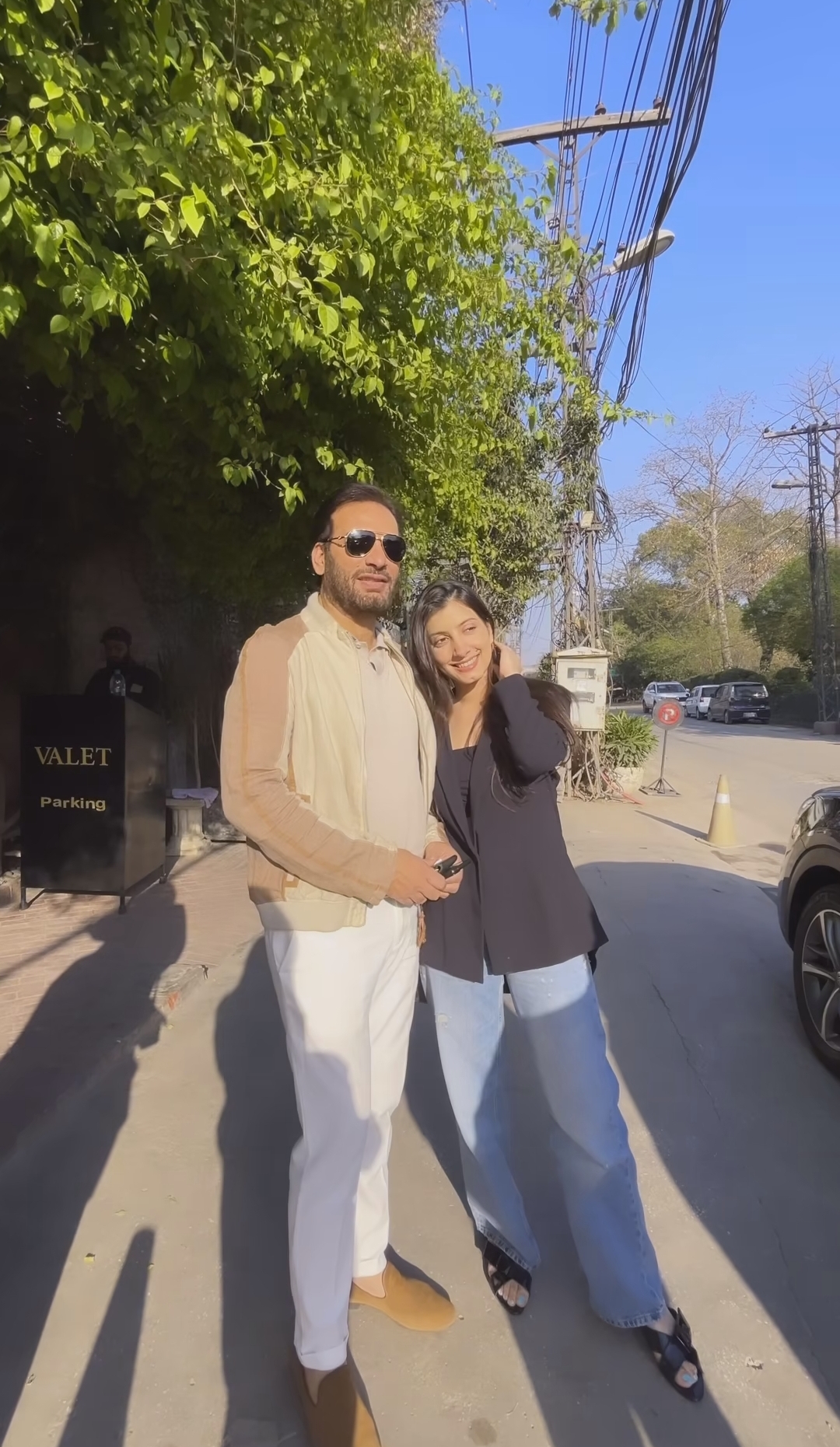Saleem Sheikh Birthday Celebrations With Family | Reviewit.pk