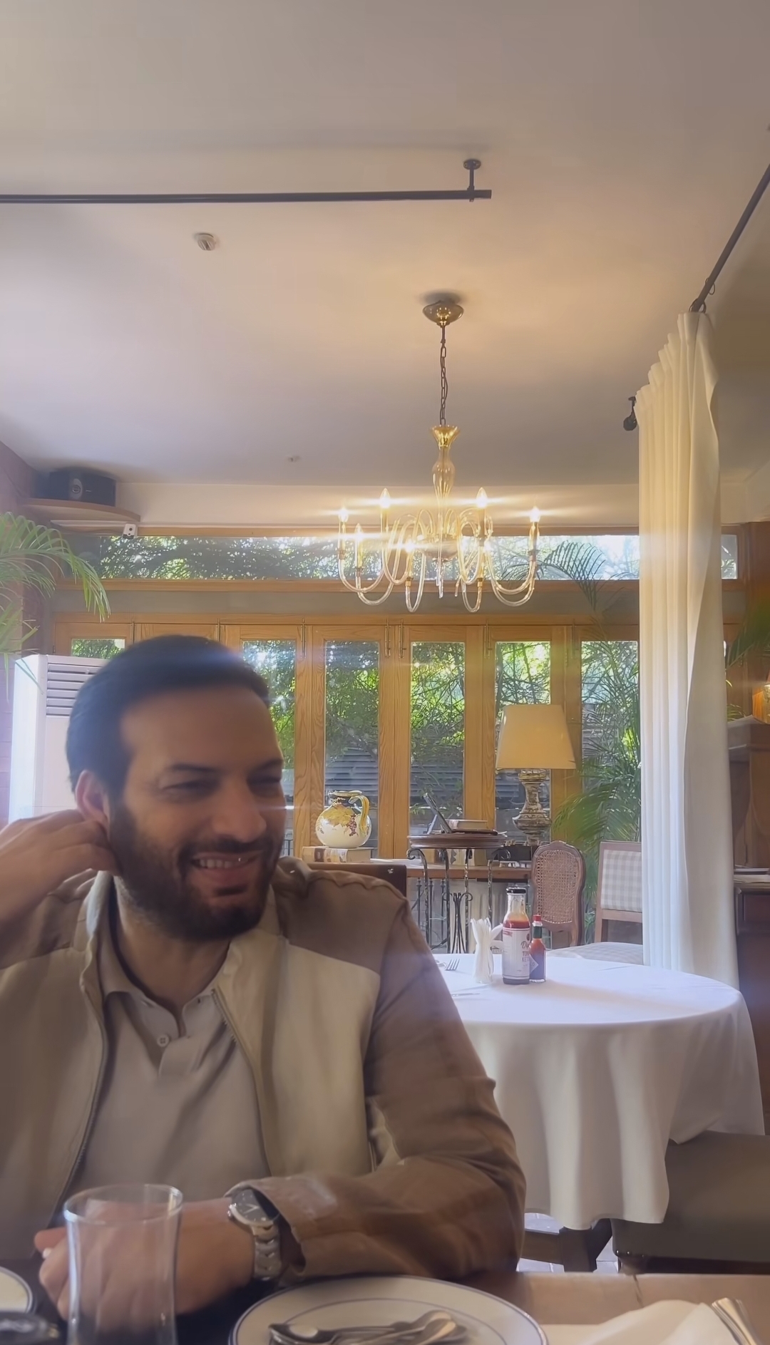 Saleem Sheikh Birthday Celebrations With Family | Reviewit.pk