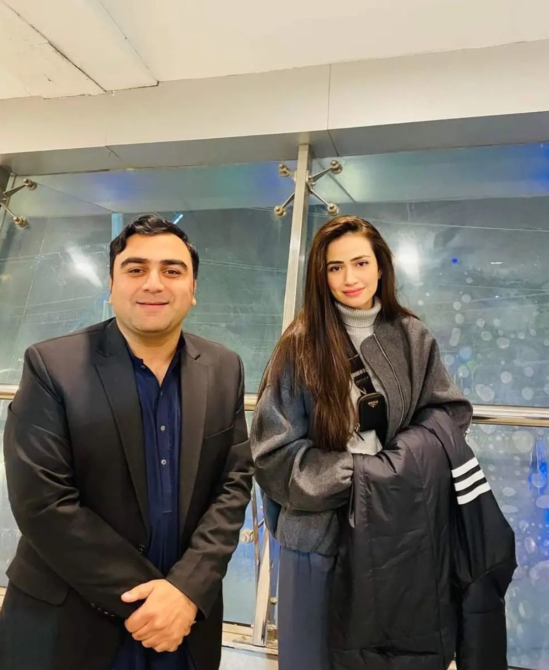 Stunning New Pictures Of Sana Javed & Shoaib Malik | Reviewit.pk
