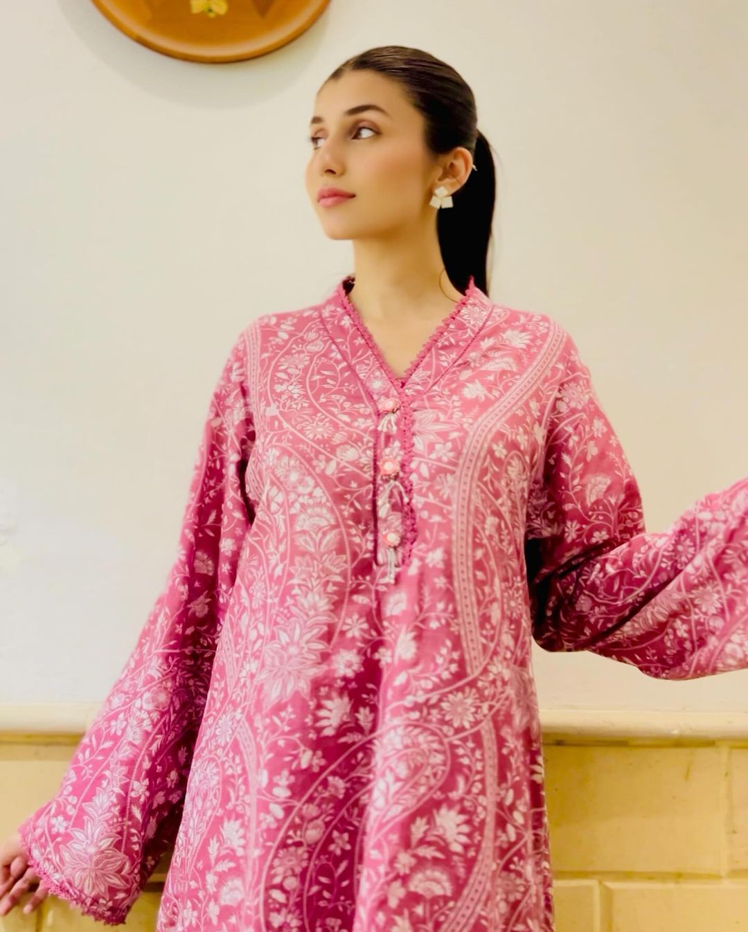 Humsafar's Hareem Is A Grown Up Girl Now | Reviewit.pk