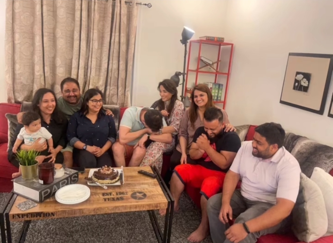 Tabish Hashmi's Beautiful New Family Clicks | Reviewit.pk