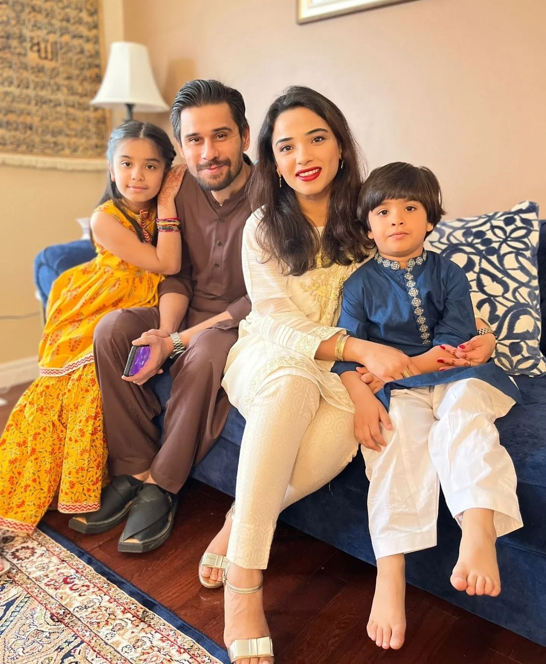 Tabish Hashmi's Beautiful New Family Clicks | Reviewit.pk