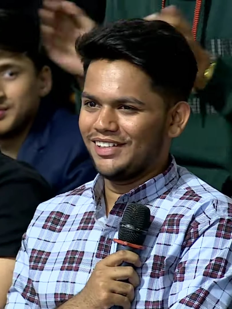 Meet Ali Gul Mallah's Son For The First Time | Reviewit.pk