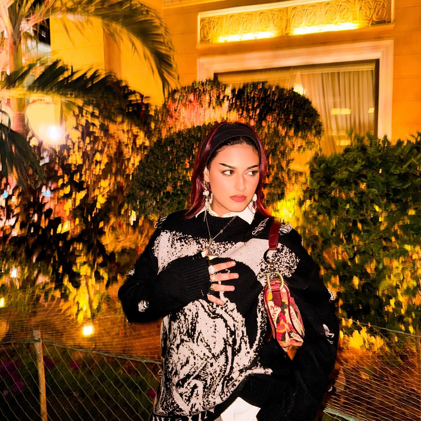 Why Anzela Abbasi Left Acting | Reviewit.pk