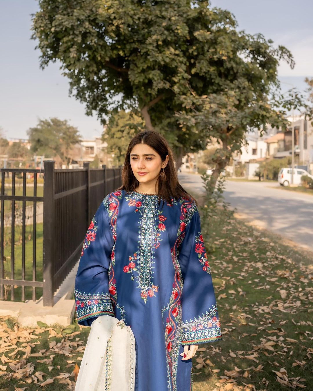 Ishq Murshid & Khaie's Durefishan Saleem Latest Pictures | Reviewit.pk