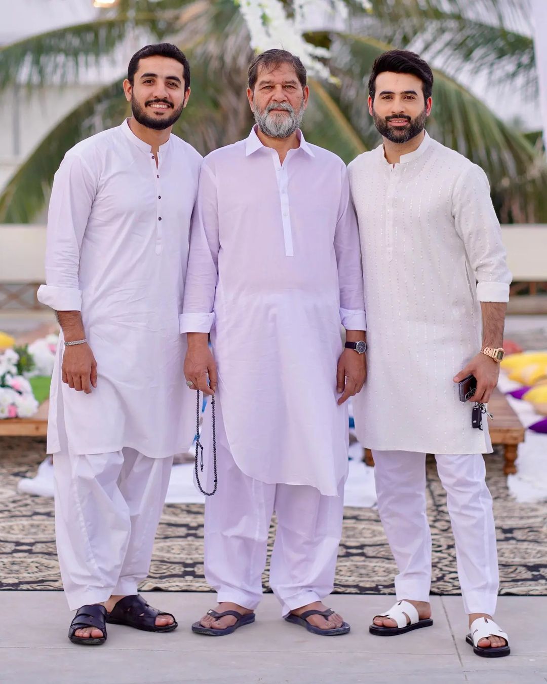 Grand Iftar Treat From Faizan Sheikh & Family | Reviewit.pk