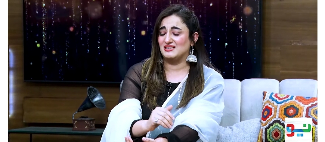 Nimra Mehra Gets Emotional Talking About Her Parents' Tragic Death ...