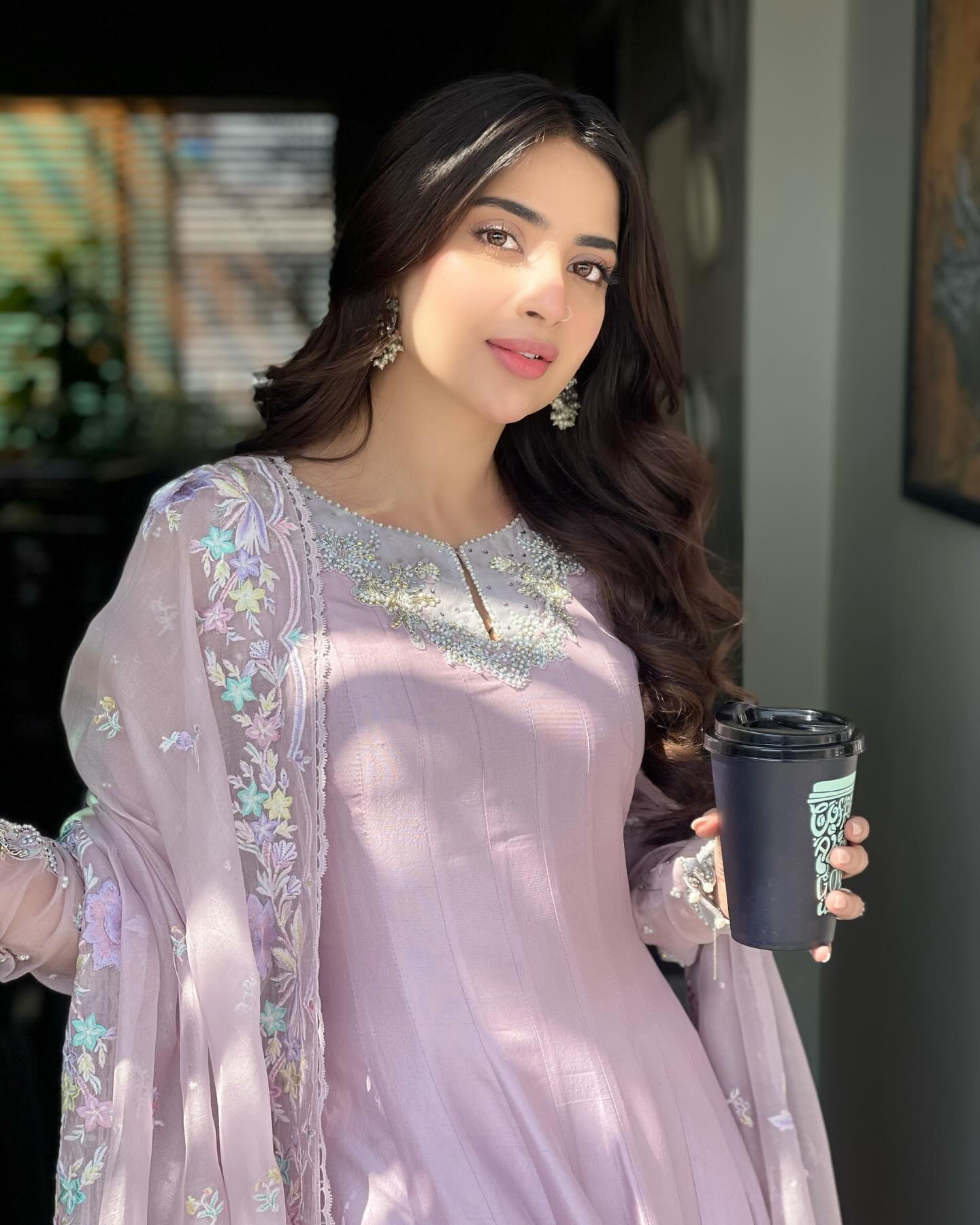 Saboor Aly Celebrates Her Birthday In Dubai | Reviewit.pk