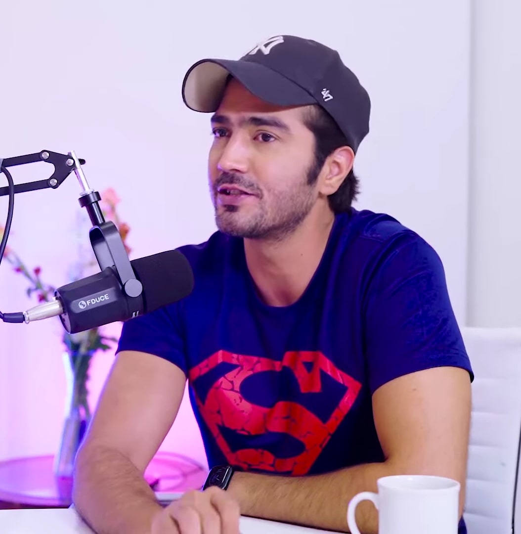 How Shahzad Sheikh's Family Lived Together After Parents Divorced ...