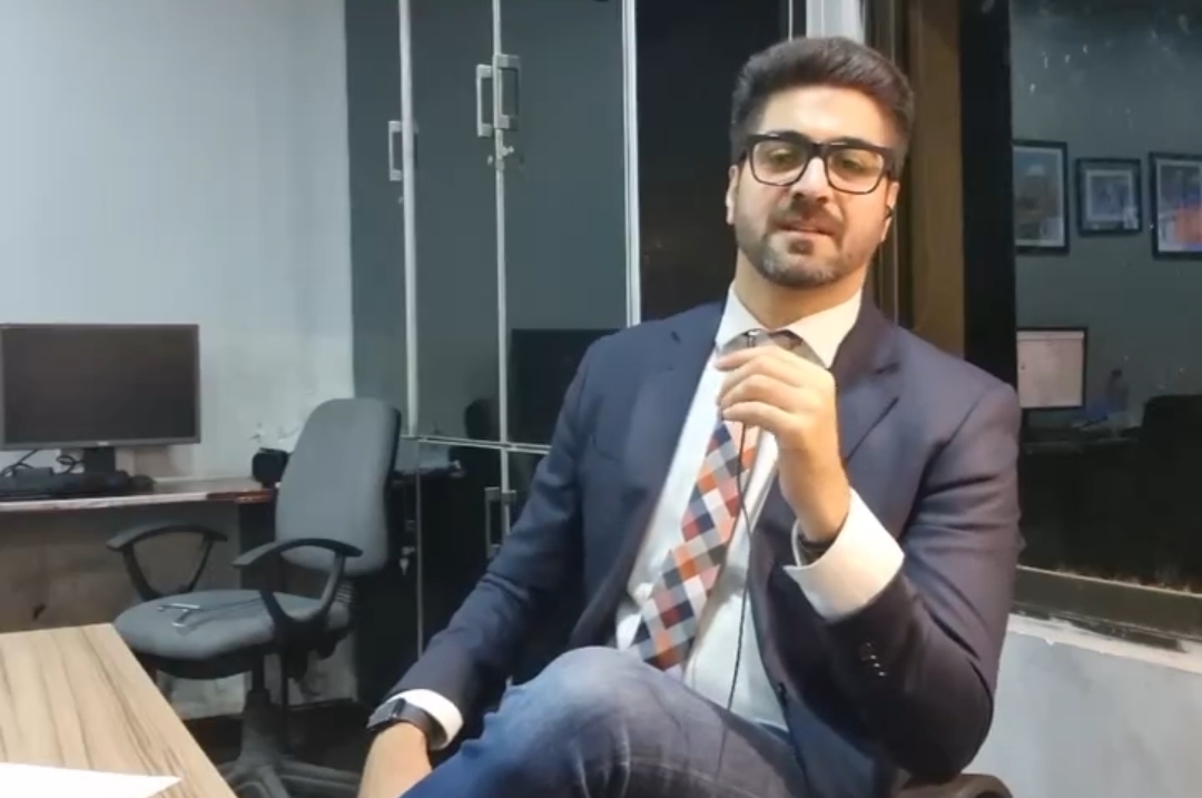 Anchor Syed Ali Haider Bashes Ducky Bhai's Content | Reviewit.pk