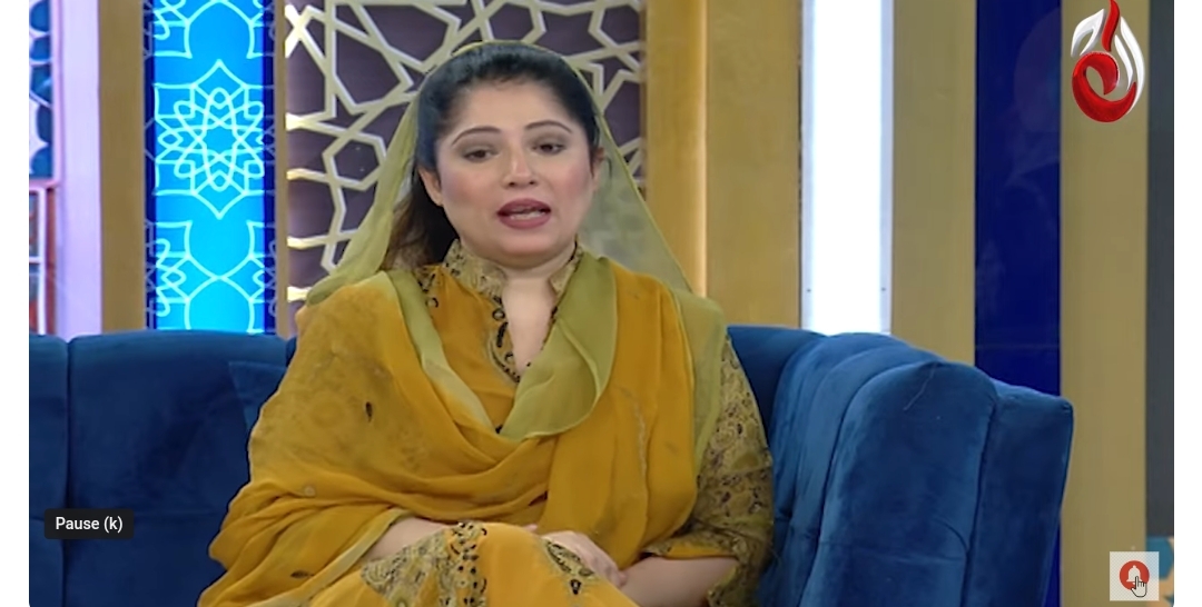 Zareen Omar About Omar Sharif's God Fearing Nature | Reviewit.pk