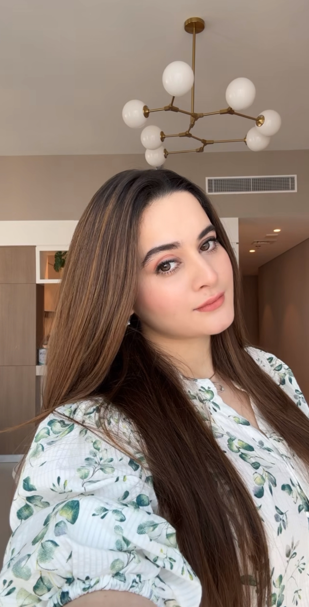 Aiman Khan's Beautiful Reels & Pictures | Reviewit.pk