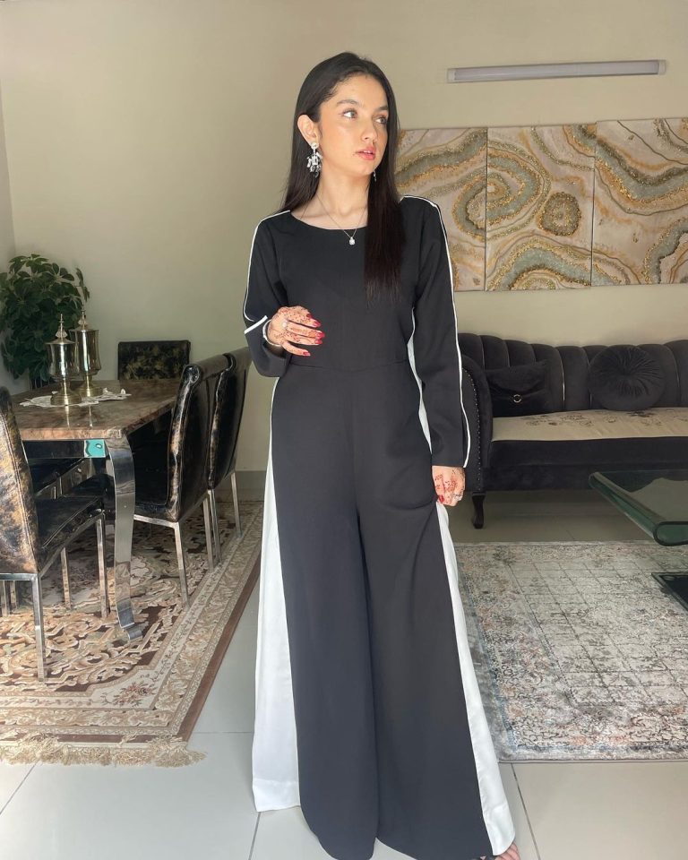 Aina Asif Beautiful New Pictures With Brother | Reviewit.pk