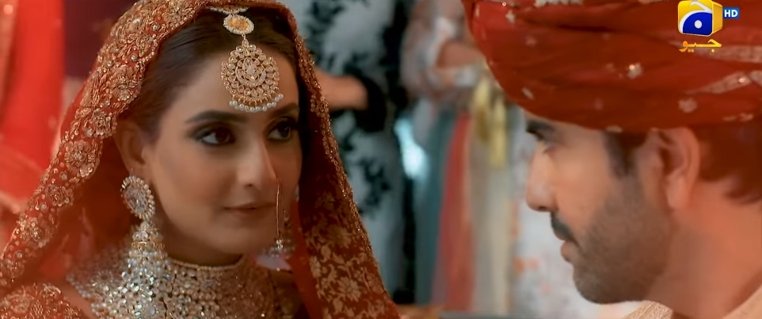 Mehroom Cast, Schedule And Timings | Reviewit.pk