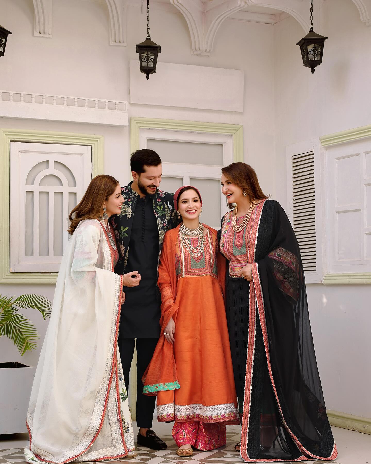 Saba Faisal Family Clicks From Eid Day 1 | Reviewit.pk