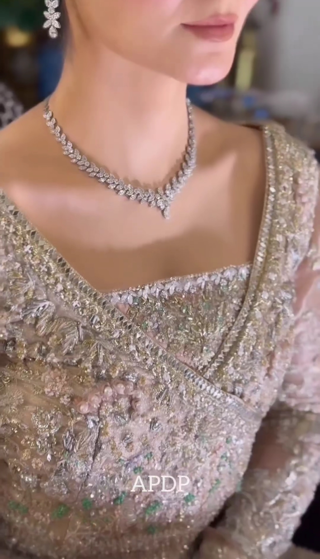 ASP Shehrbano Naqvi's Walima Look Video | Reviewit.pk