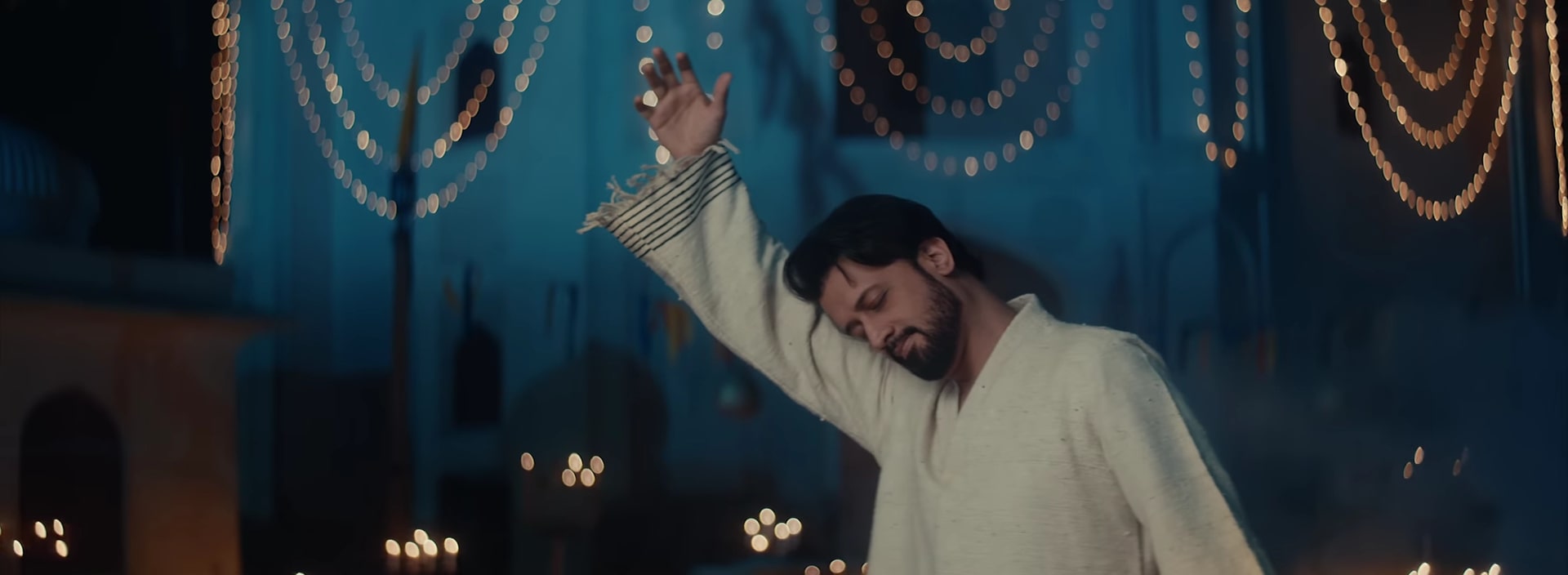 Atif Aslam's Beautiful New Naat Wins Hearts | Reviewit.pk