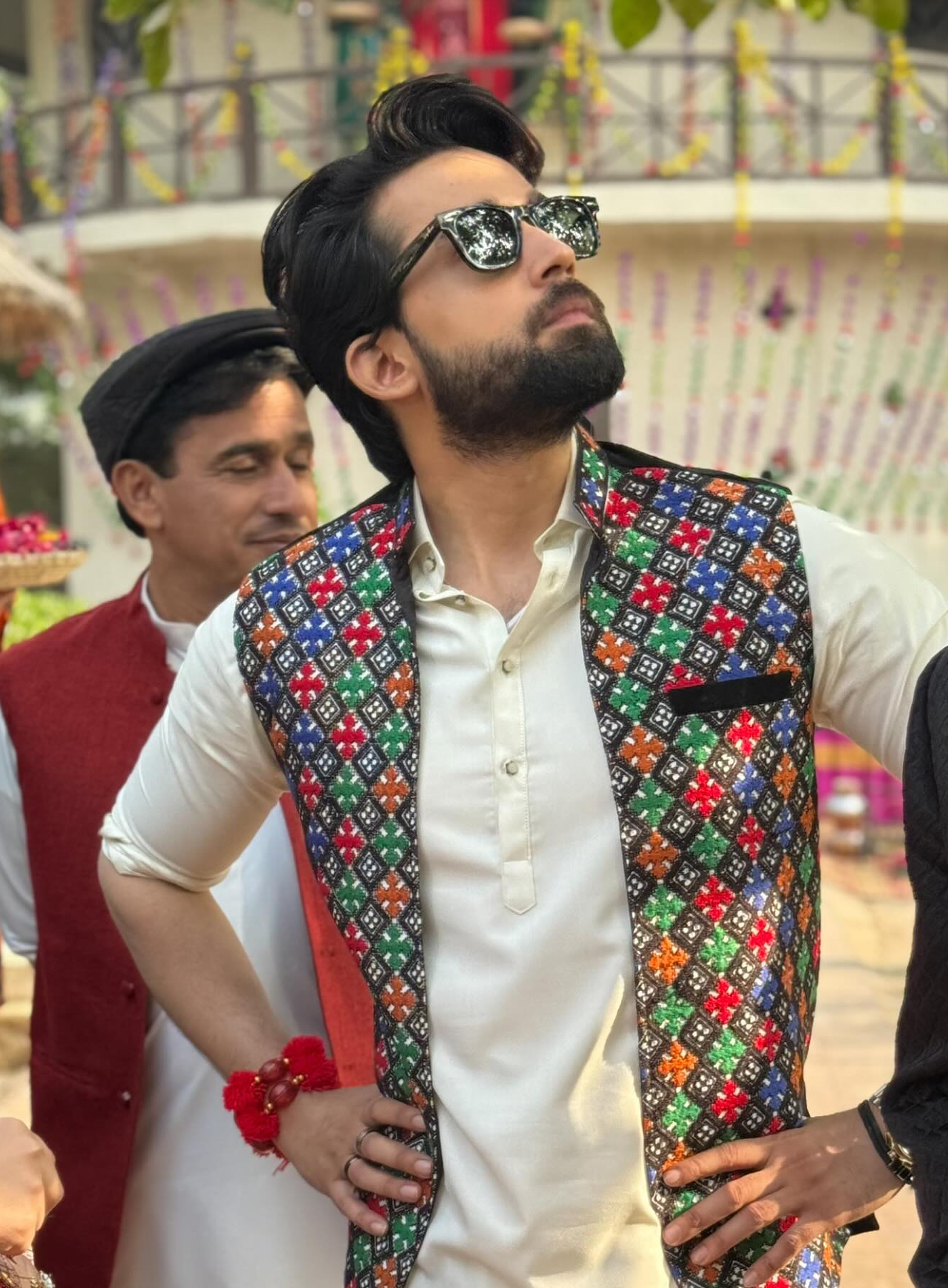 Bilal Abbas Khan's Latest Pictures Receive Love | Reviewit.pk