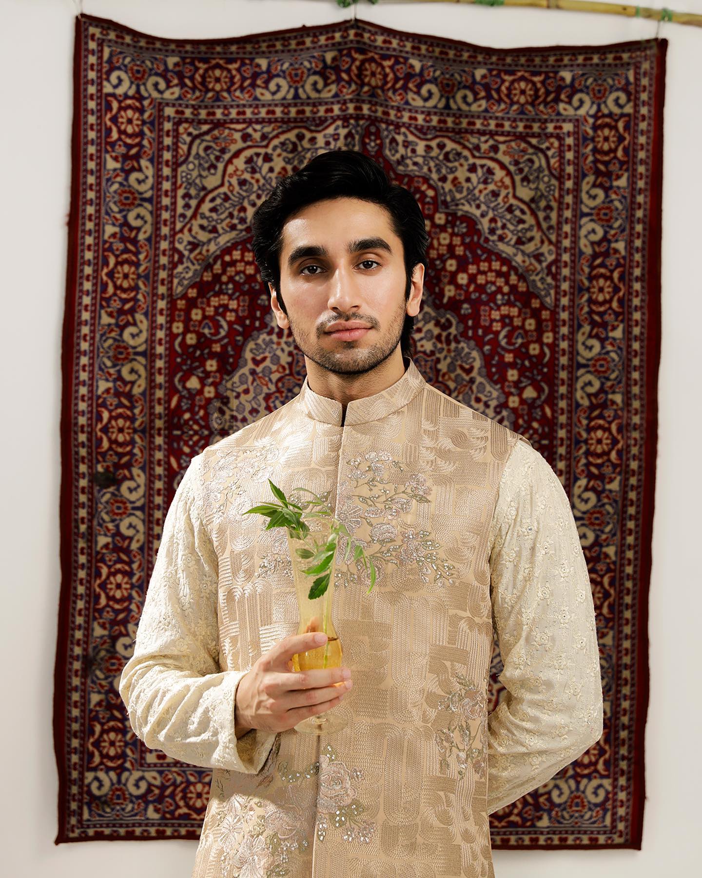 Zard Patton Ka Bunn- Cast, Schedule And Timings | Reviewit.pk