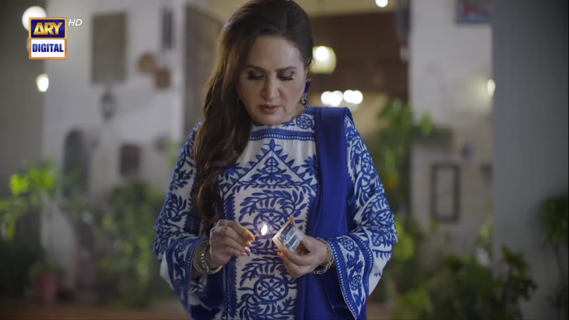 Radd Episode 5- Overdramatic Fire Scene Annoys Viewers | Reviewit.pk