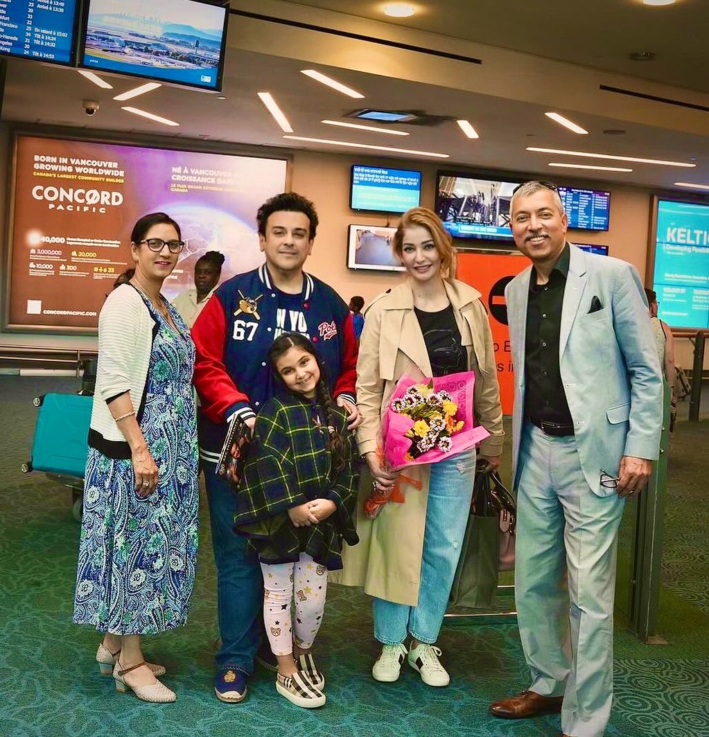 Adnan Sami Khan Family Pictures From USA & Canada | Reviewit.pk
