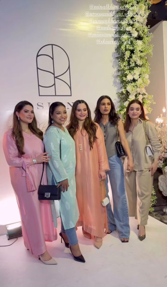 Aiman Khan & Minal Khan Skin Care Brand Launch Event | Reviewit.pk Aiman Khan & Minal Khan Skin Care Brand Launch Event | Reviewit.pk