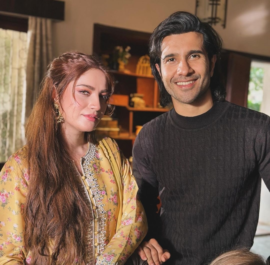 Feroze Khan And Neelam Muneer Share BTS After Khumar Wrap | Reviewit.pk