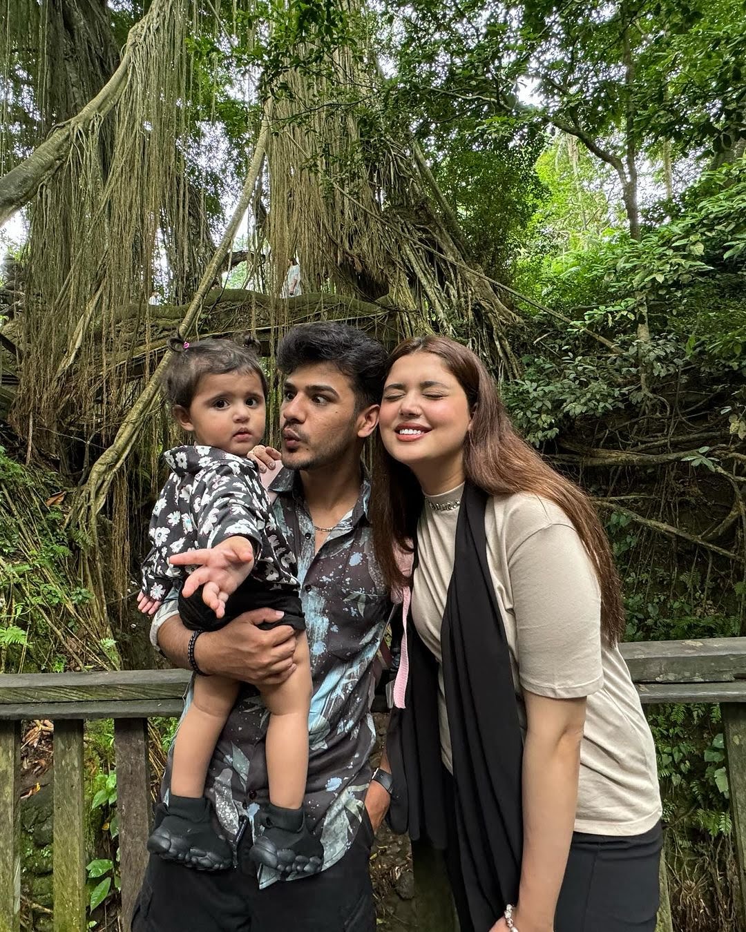 Kanwal Aftab & Zulqarnain Sikandar Pictures From National Aquarium Abu ...