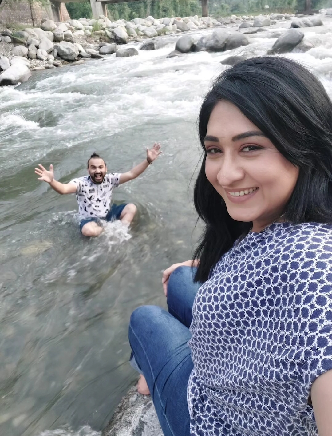 Madiha Rizvi Shares Glimpses From Her Honeymoon Trip | Reviewit.pk