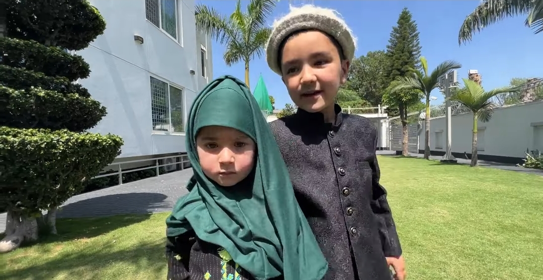 Muhammad Shiraz's Adorable Pictures With Shoaib Akhtar From Their Meet ...