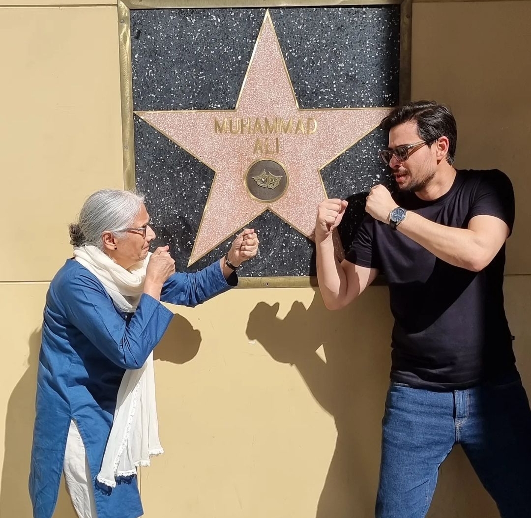 Why Tabish Hashmi's Family Left India & Settled in Pakistan | Reviewit.pk