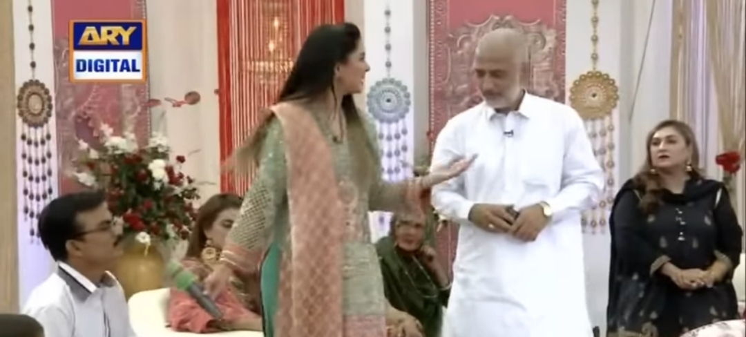 How Morning Shows Turned Ansar Burney Against Brother Sarim Burney ...