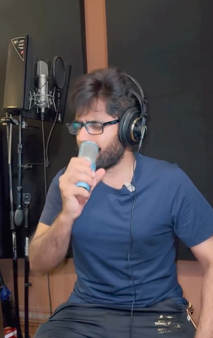 Abrar Ul Haq's Version of Viral Song Bado Badi | Reviewit.pk