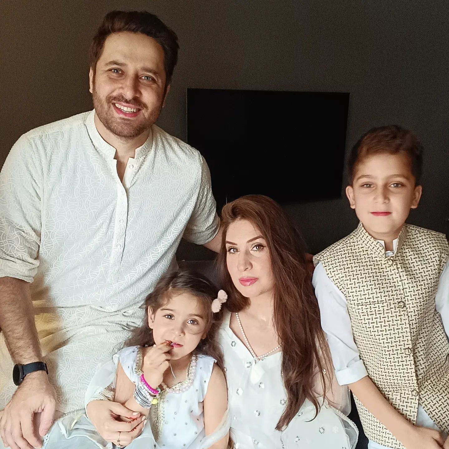 Jaan Nisar - Cast, Schedule And Timings | Reviewit.pk