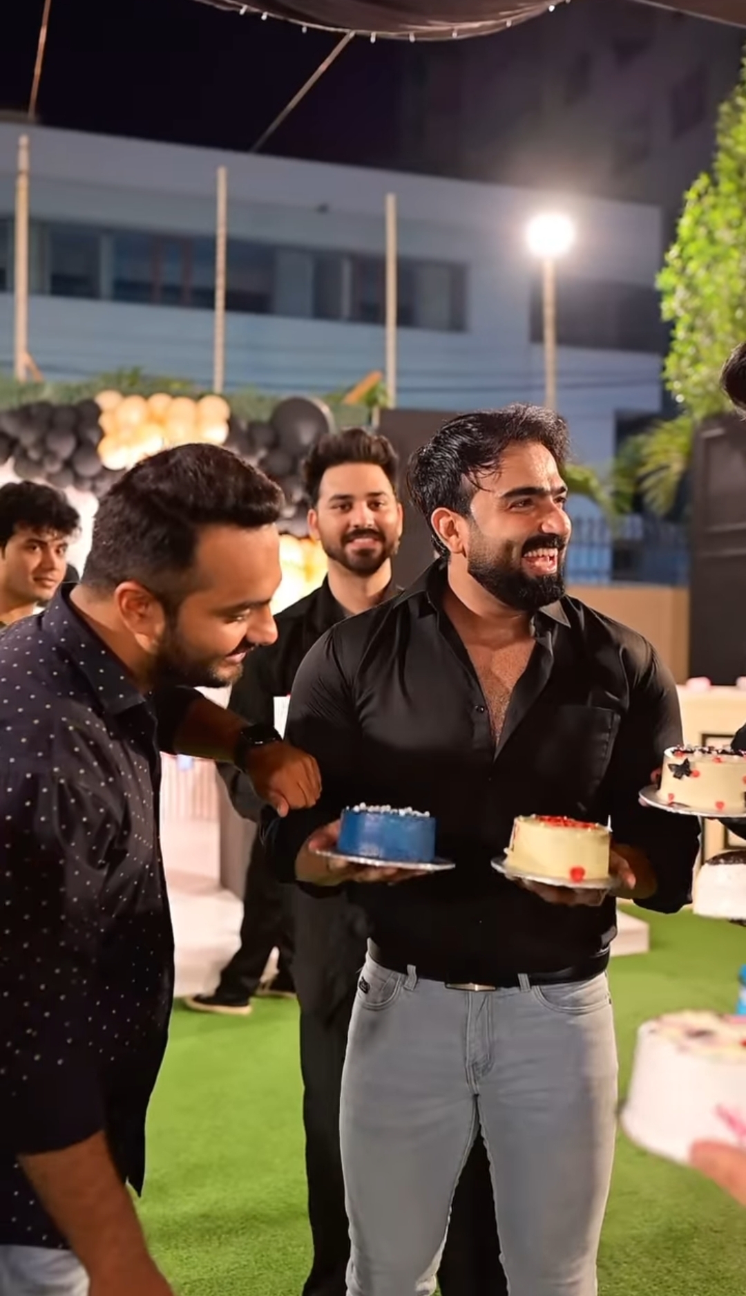 Social Media Celebrities Spotted At Laraib Khalid's 28th Birthday ...