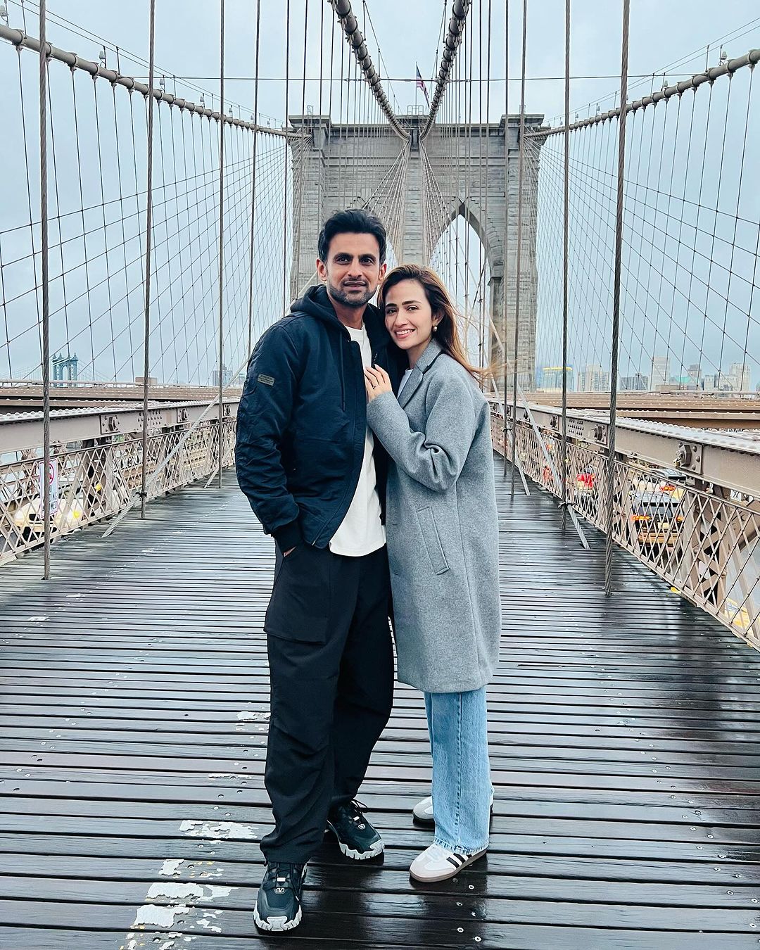 Sana Javed and Shoaib Malik Enjoying Honeymoon in New York | Reviewit.pk