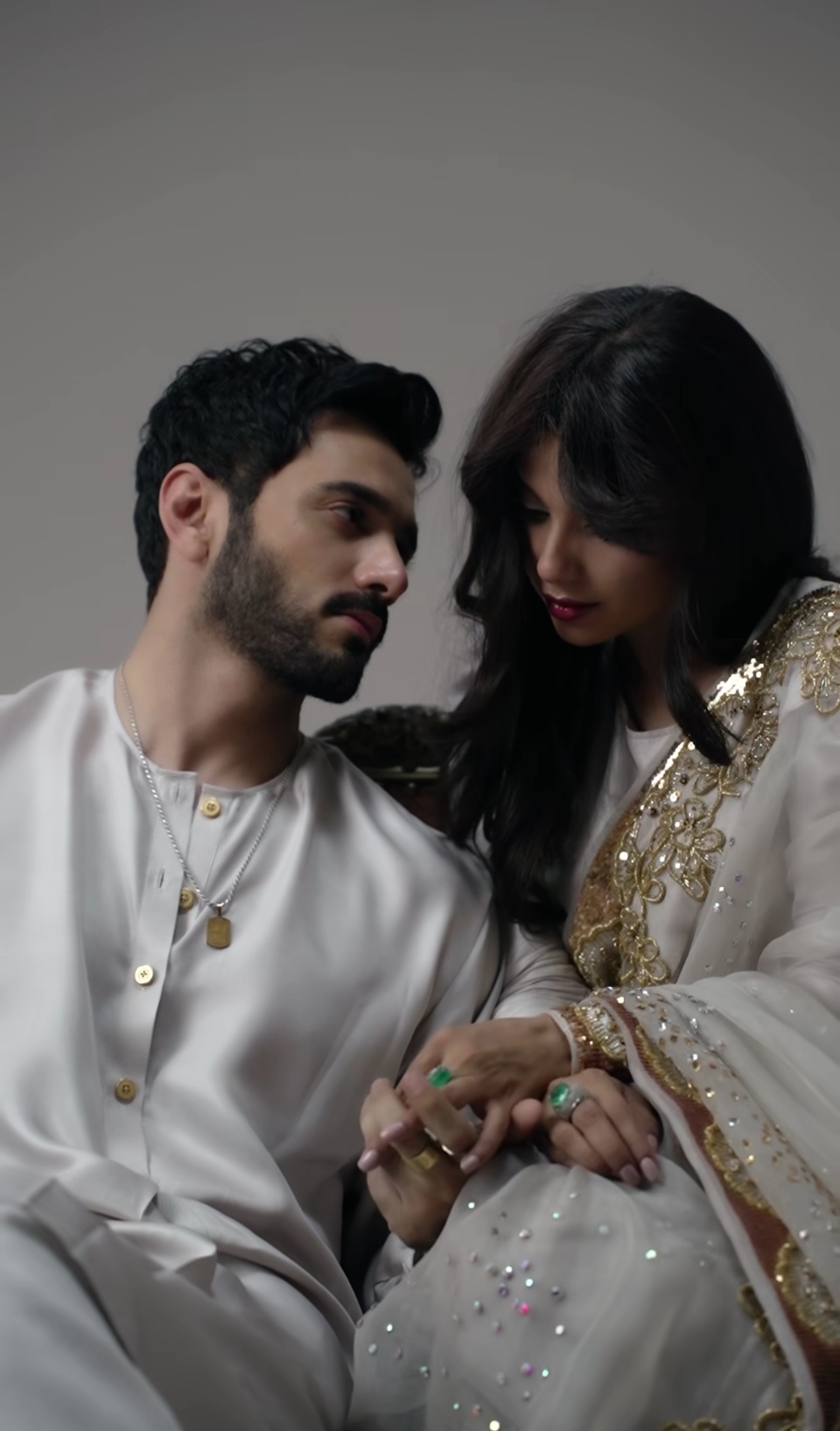 Wahaj Ali and Sonya Hussyn's Latest Shoot - Pictures & Videos | Reviewit.pk