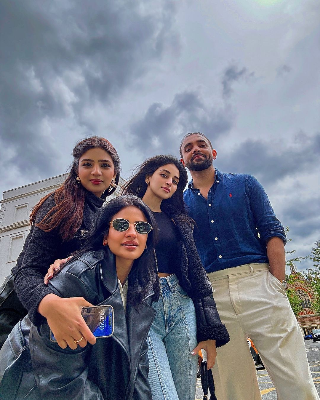 Anmol Baloch Vacationing in London | Reviewit.pk