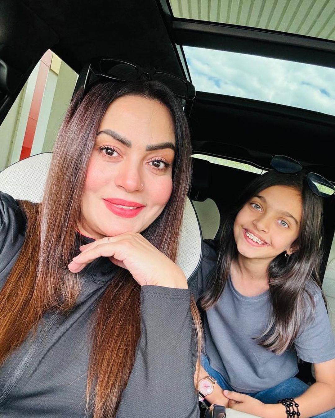 Sadia Imam Family Pictures From Germany | Reviewit.pk