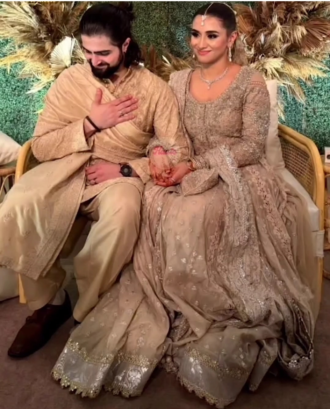 Shabbir Jan Daughter Yashmeera's Nikah Pictures | Reviewit.pk
