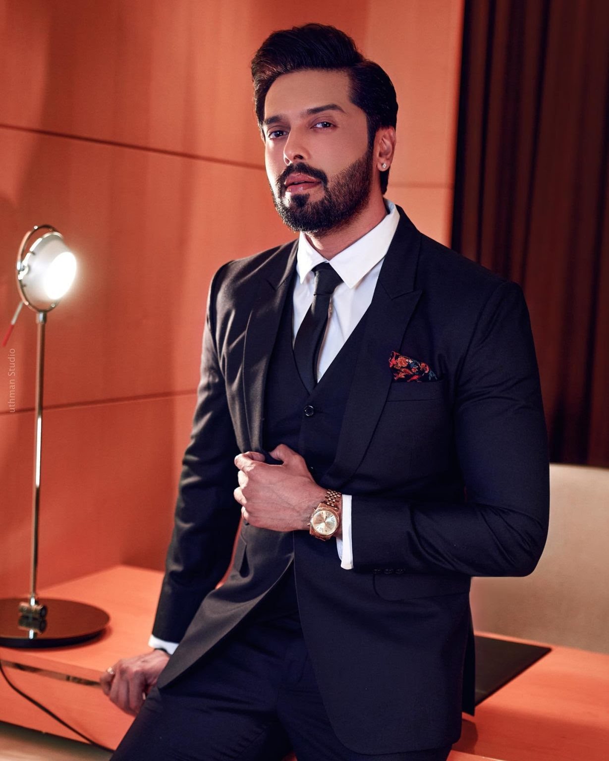 Fahad Mustafa's Comeback Drama Teaser Out Now | Reviewit.pk